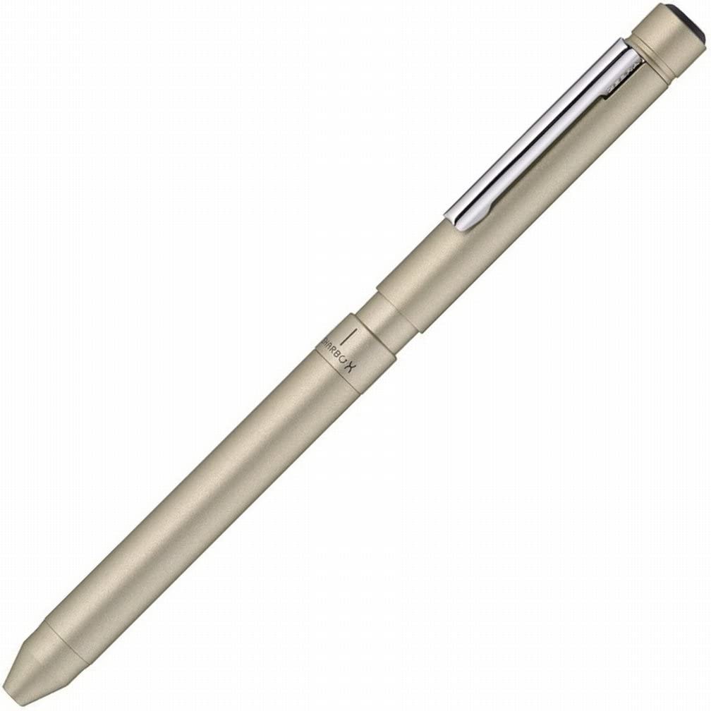 リフィルを自由に組み合わせて使用できる多機能ペン(別売りのボールペン芯2本+シャープ径を選ぶ) シャープとボールペンを1本に搭載し回転くり出し式で使用することが可能 【商品特長】 創造促すこだわり仕様として、「ペン振った際のガタつき」を従来...