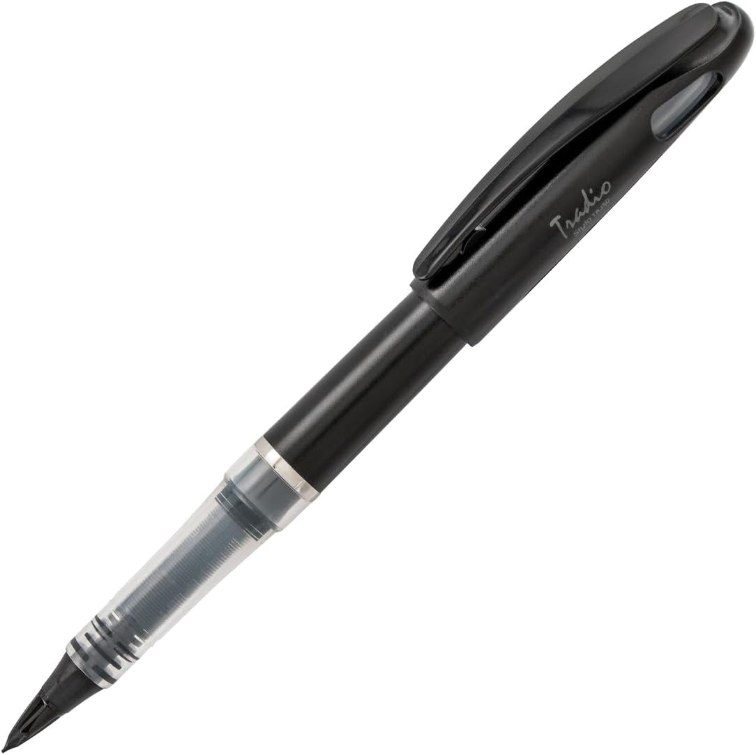 サイズ:軸径19×奥行14×長さ145mm 重さ:15g 材質:軸、キャップ:ABS、PP 前軸:PP ジャバラ:ABS ペン先、ホルダー:POM リング:真鍮 しなやかな書き味 インキがなくなる最後までみずみずしく書ける