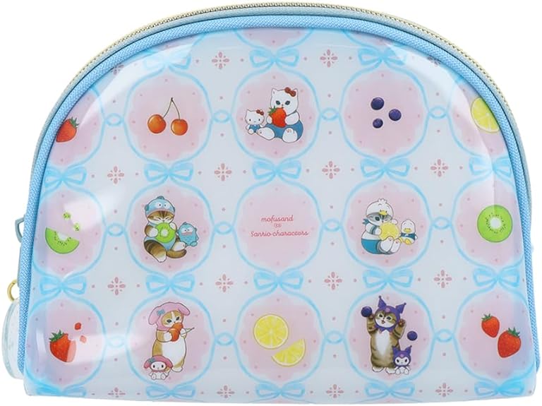 mofusand×サンリオキャラクターのコラボステーショナリー 【特長】アクリルの引き手がおしゃれな大容量のクリアポーチ 【仕様】底マチ:約70mm/引き手:アクリルチャーム1個 【サイズ】180mm×140mm×70mm 【材質】PVC・...