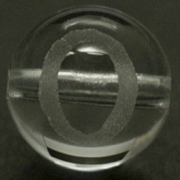【仕様】サイズ：約12mm穴径：約1.2mm【原産地】ブラジル【パワーストーン】水晶：万能のパワーストーンとしてお馴染みです。邪気祓い、場の浄化の他、あらゆる開運のサポートとして力を発揮するとされます。古くは氷の化石と思われ、水のような透明...