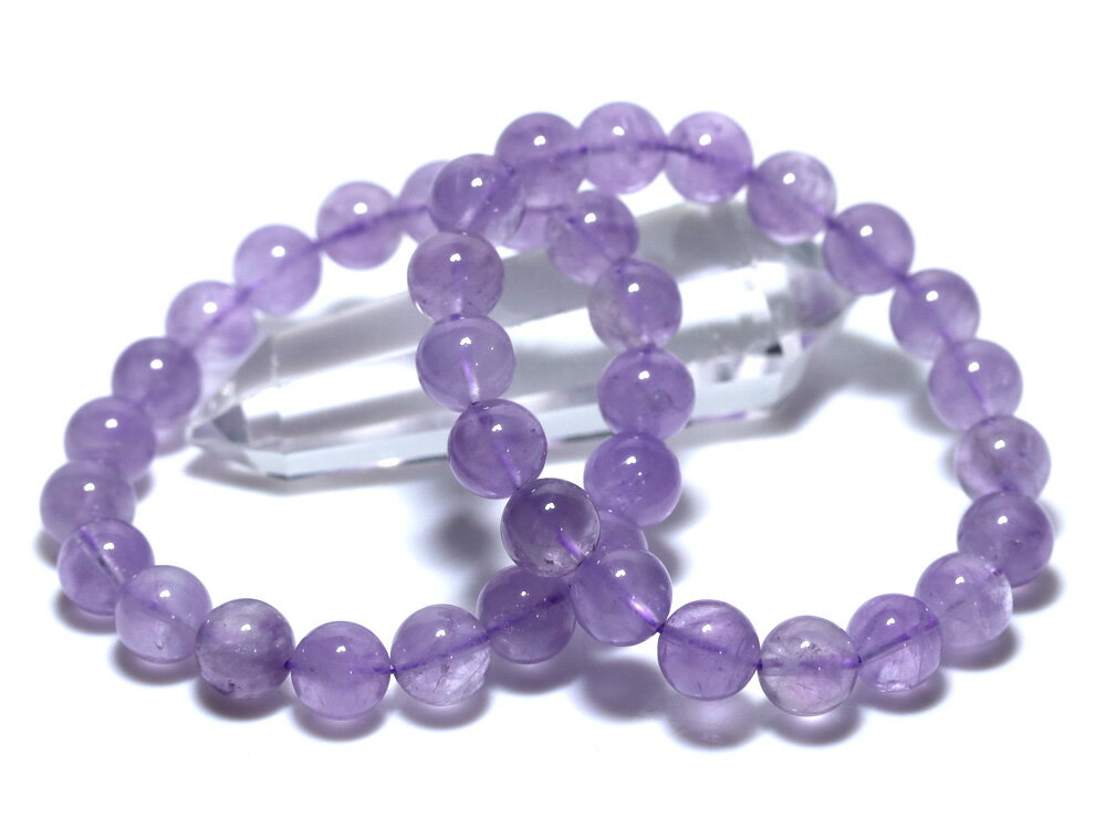 【特徴】発色が良く美しい色合いです。表面の照りも良いです。【仕様】玉サイズ：約9.5〜10mm玉数：約21玉内径：約16.5cm【原産国】ブラジル【パワーストーン】アメジスト：昼から夜へ移り変わる「逢魔が刻」、天は紫に染まります。ほんの僅か...