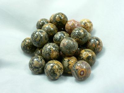 ただいま、レビューを書いていただいたお客様に200円クーポンプレゼント!!