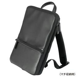PCのみの持ち歩きには薄マチですっきり。荷物が多い時はファスナーで収納されたマチを広げて、サイズアップが可能です。 PC収納部と分離したメインルームは大きく開き大容量。両サイドにメッシュポケット付き※こちらは【取り寄せ商品】です。必ず商品名...