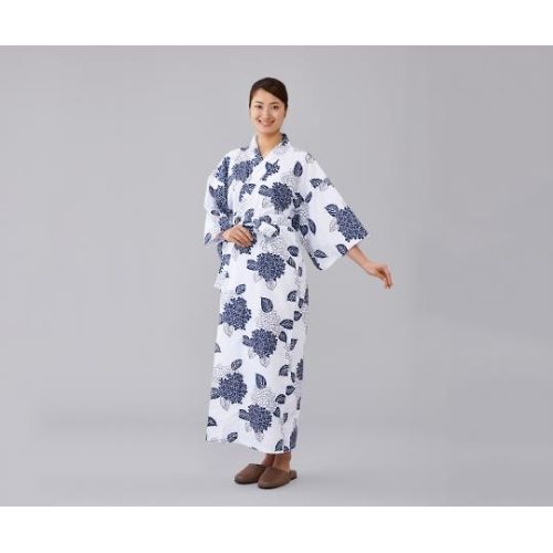 夏は吸汗性が高く、冬は保温性に優れている綿100％ですので、一年を通じて快適な着用感です。※こちらは【取り寄せ商品】です。必ず商品名等に「取り寄せ商品」と表記の商品についてをご確認ください。ガーゼ寝巻 女性用L (1枚)。夏は吸汗性が高く、...