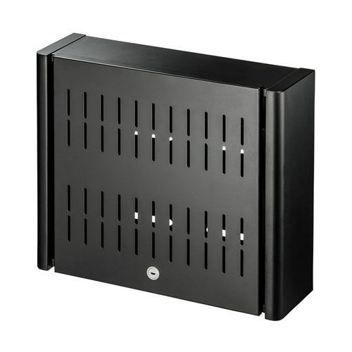 モニタ裏にスッキリ収納。VESA取付けHDDボックス。HDDや小型PCをモニタ背面に収納できるボックスです。据置き型のサイネージの使用に最適です。中棚付でタップも収納出来ます。(中棚た2段階で設定可能です。)鍵付きボックスとなっているのでセ...