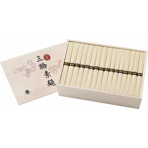 手延べ三輪素麺(レシピ集付)※こちらは【取り寄せ商品】です。必ず商品名等に「取り寄せ商品」と表記の商品についてをご確認ください。「コシ、舌触り、食べ応え」の三拍子がと特長の三輪そうめんです。喉越しの良い素麺は、アレンジ次第で季節を問わずご賞...