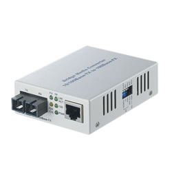 LANケーブルを光ファイバーケーブルに変換し、接続距離を最大2kmまで延長可能。10BASE-T/100BASE-TXを100BASE-FXに変換。オフィスビル・工場・学校・マンションなど、敷地内に点在する建物同士でのネットワーク構築に便利...