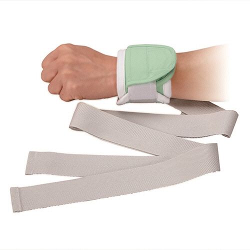 自傷や抜管などの行為による危険や事故を未然に防ぎ、使用者や介助者の安全を確保します。※こちらは【取り寄せ商品】です。必ず商品名等に「取り寄せ商品」と表記の商品についてをご確認ください。9605-M。介護用品 ＞ 介護用寝具 ＞ その他介護用...
