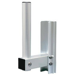 突き出し長さ150mmのUHF平面アンテナ用壁面取付金具です。美しいアルミ製で錆に強く、家屋の外観を損ないません。※こちらは【取り寄せ商品】です。必ず商品名等に「取り寄せ商品」と表記の商品についてをご確認ください。■適合アンテナ：UHF平面...