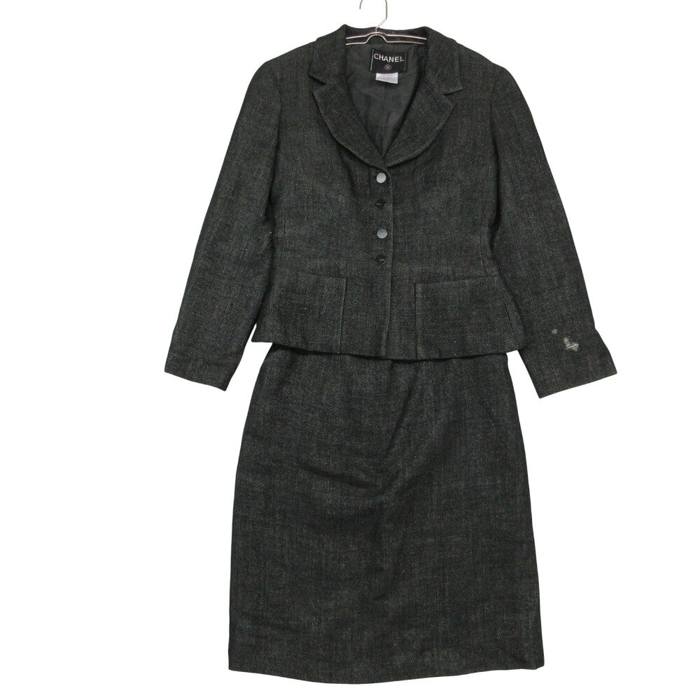 商品名 CHANEL シャネル スーツ ヴィンテージ スカート ダークグレー 38【M】 レディース 【中古】 表記サイズ 38（M） 実寸サイズ 【裏地】総裏地 【ベント】ノーベント 【肩幅】約43cm 【着丈】約52cm 【身幅】約44...