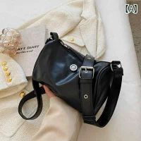 ショルダーバッグ レディース 横型 斜めがけ 肩がけ バック 俵型 かわいい ミニバッグ 小さい ボストンバッグ ボディバッグ 緑 黒 白 無地 丸い コロン PUレザー 革 鞄 カバン 通勤 ビジネス パーティー バッグ こなれ感 推し活...