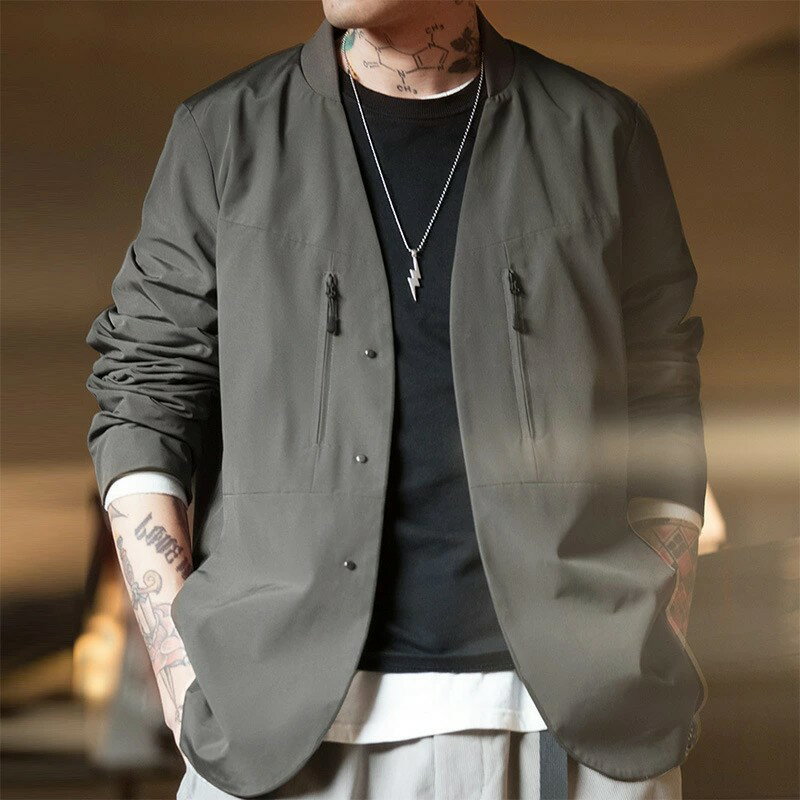 ▲商品内容：ジャケット ▲素材： ポリエステル100% ▲サイズ： 【S】着丈69cm、バスト109cm、肩幅62cm、袖丈62cm 【M】着丈71cm、バスト113cm、肩幅63cm、袖丈63cm 【L】着丈73cm、バスト117cm、肩...