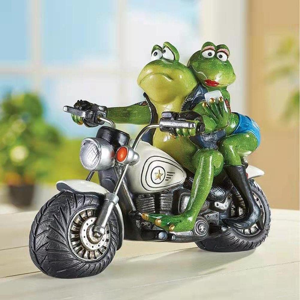 　　　 ◆◇◆売れている秘密◆◇◆ 【ユニークなカエルの置物】バイクに颯爽とまたがるカエルカップルの姿が微笑ましい、遊び心あふれる面白いオブジェです。ディテールにこだわったリアルな造形と、コミカルな表情が空間に明るい雰囲気をもたらします。玄...