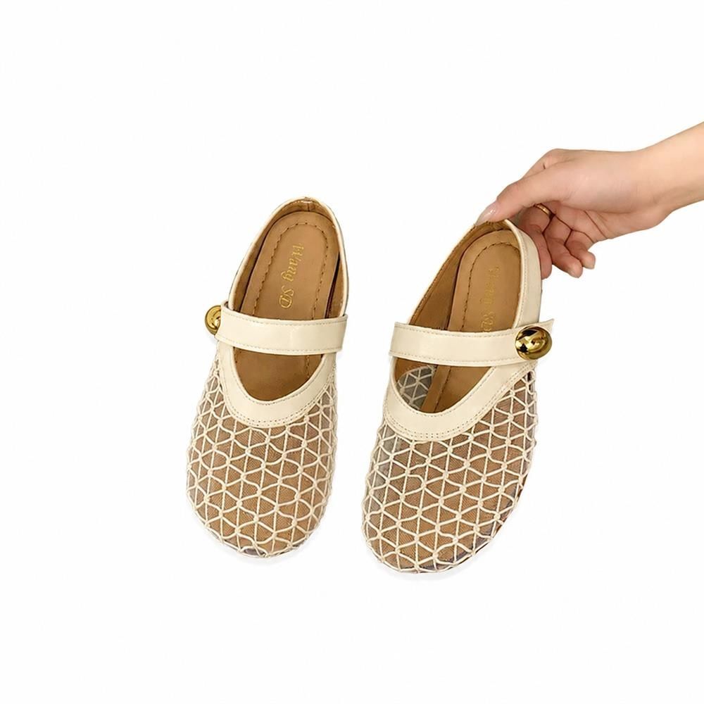 　　　 ◆◇◆売れている秘密◆◇◆ 【洗練されたフレンチデザイン】涼しげなメッシュ パンプス素材を採用し、上品なフレンチスタイルを演出します。透け感のある網目デザインが足元を軽やかに見せ、女性らしいエレガントさをプラス。このフラットシューズ...