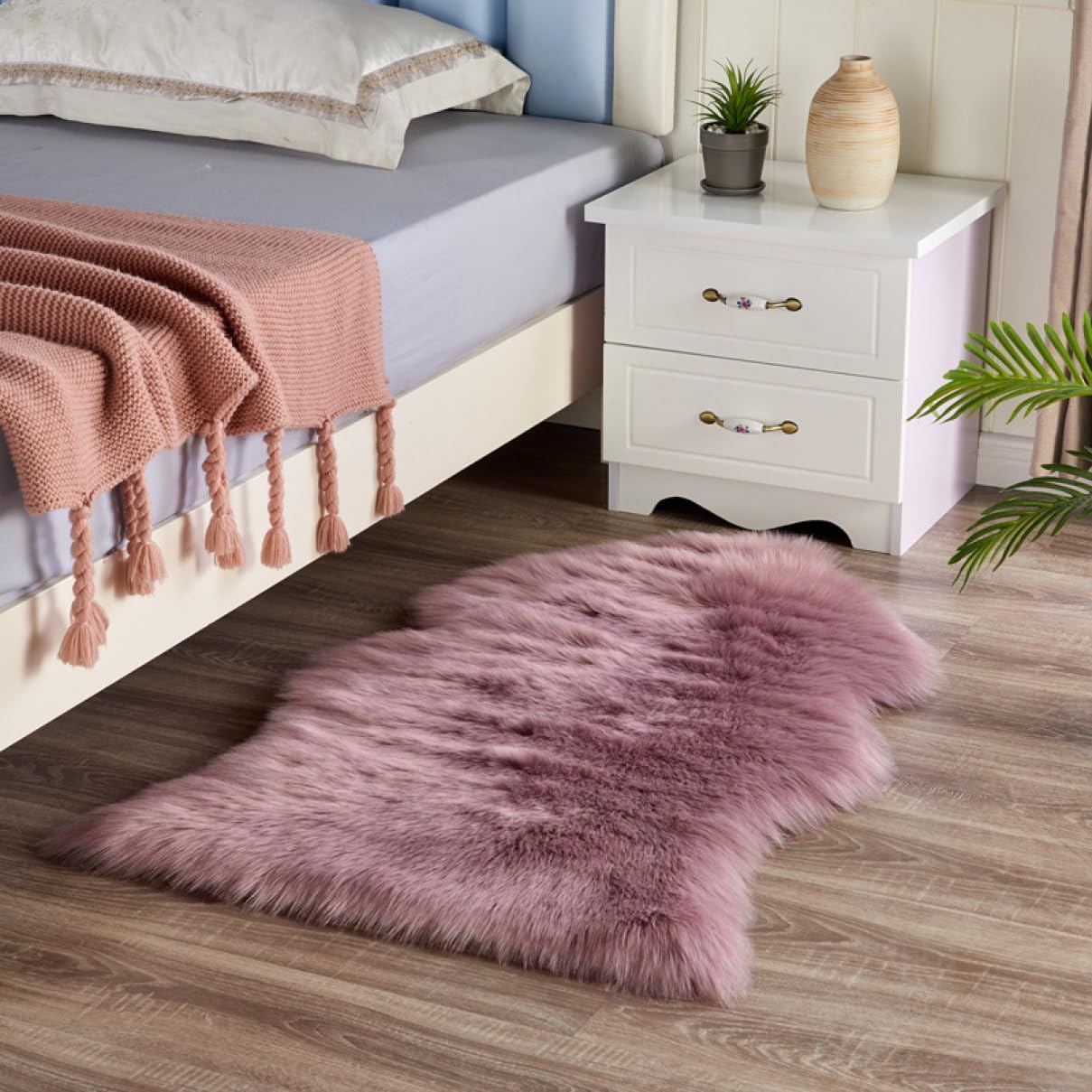 　　　 ◆◇◆売れている秘密◆◇◆ 【仕様】サイズ：毛長：約6cm　60*90cm 60*100cm 60*120cm 60*150cm 60*180cm 60*200cm　 機能：防音〜防ダニ〜抗菌〜消臭　洗える、上質の材料、抗菌防臭、滑...