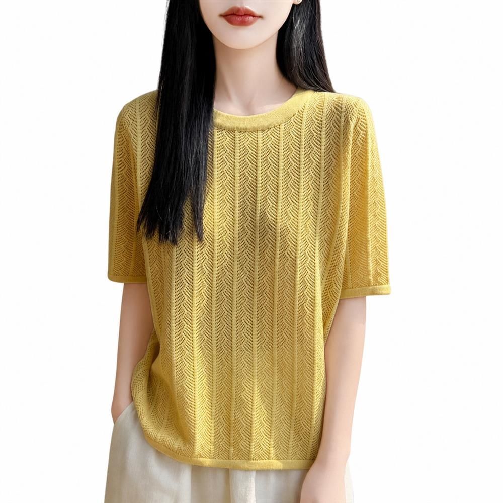 　　　 ◆◇◆売れている秘密◆◇◆ 【上品な透かし編みデザイン】繊細な編み地が美しいサマーニットレディース半袖は、涼しげで上品な印象を与えるレディースカットソーです。程よい透け感と上品なラウンドネックがデコルテラインを美しく見せ、カジュアル...