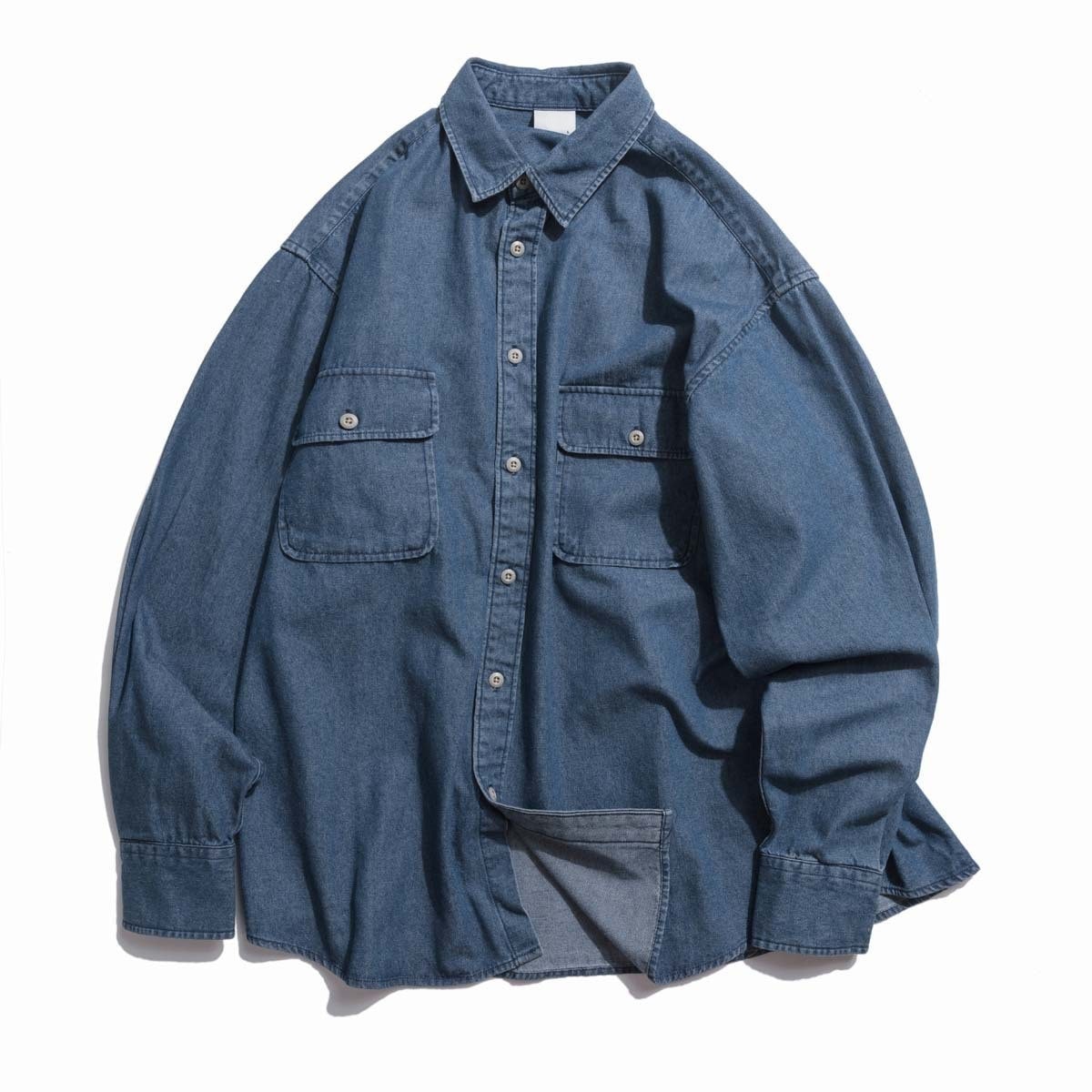 　　　 ◆◇◆売れている秘密◆◇◆ 【ヴィンテージ感漂うデニムシャツ メンズ 長袖】ウォッシュ加工を施した独特の風合いが魅力の一枚です。シンプルながらも洗練されたデザインは、大人のカジュアルスタイルに最適。程よい厚みのデニム生地を使用してお...