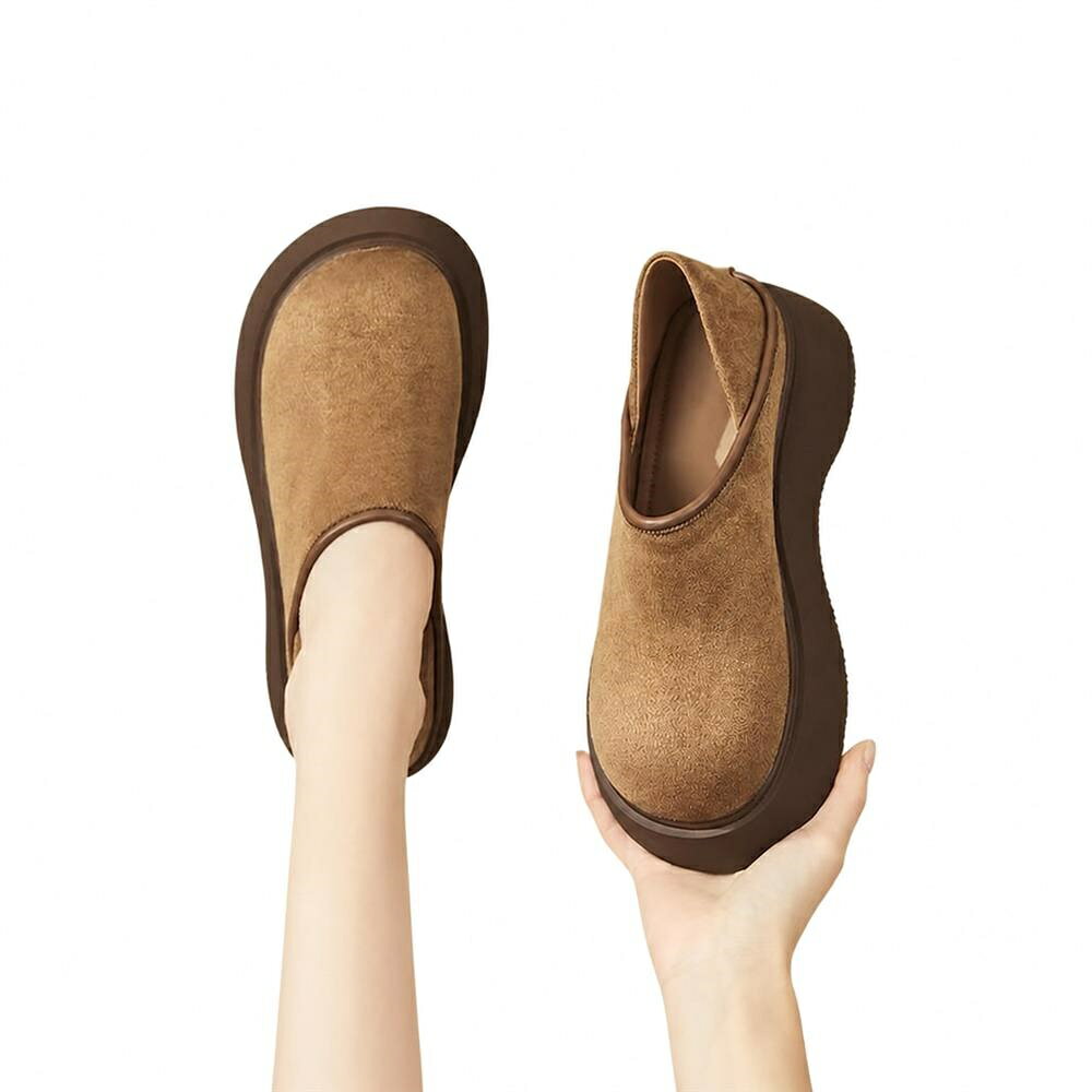 　　　 ◆◇◆売れている秘密◆◇◆ 【厚底 ローファー・美脚効果】春のトレンドを先取りした、レトロな雰囲気が漂う厚底デザインです。ボリューム感のあるソールが足元にアクセントを加え、履くだけで自然なスタイルアップを叶えます。クラシックな丸みの...