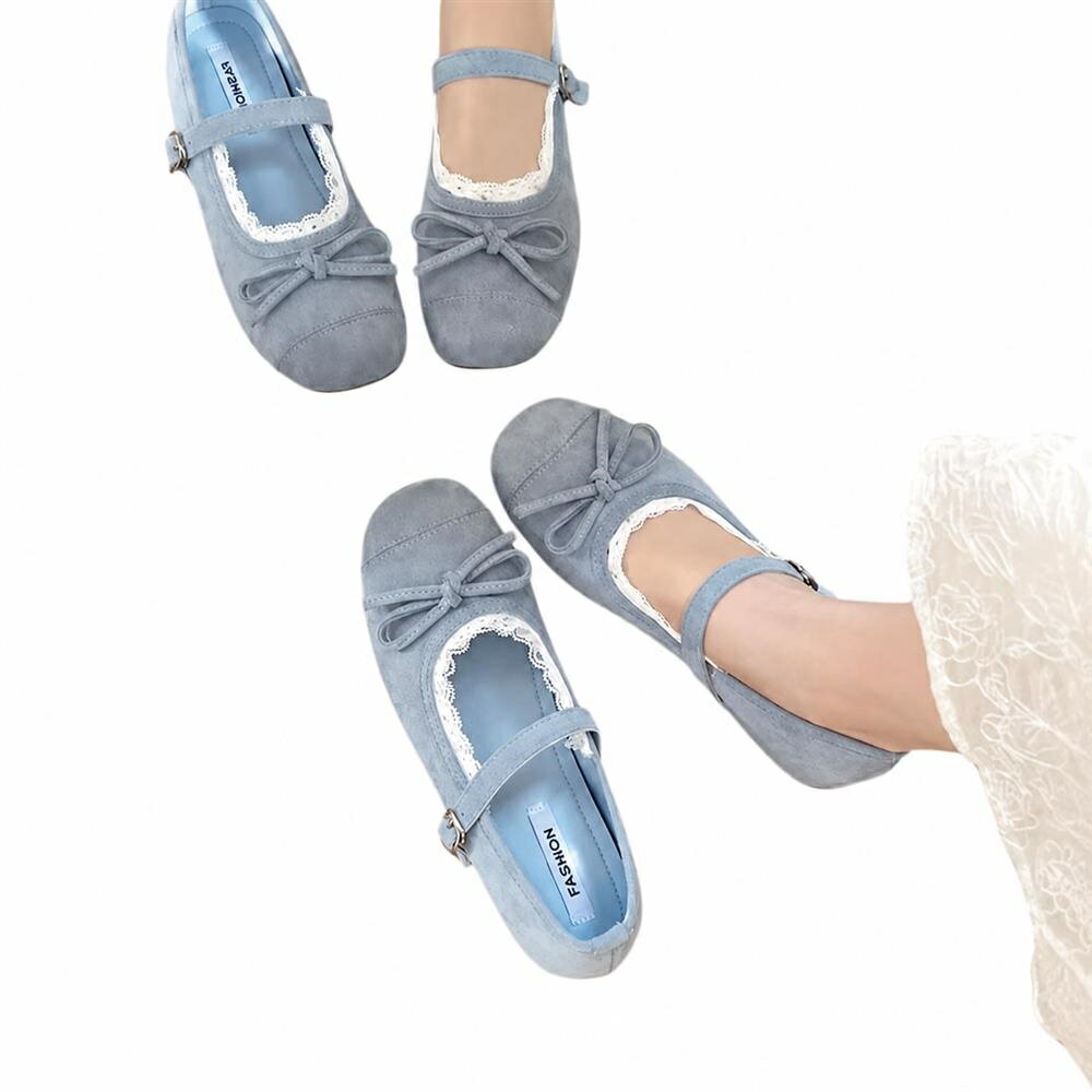 　　　 ◆◇◆売れている秘密◆◇◆ 【上品な大人可愛いデザイン】洗練されたフレンチスタイルの美しさと、リボンのアクセントが融合したメリージェーンパンプスです。上品なラウンドトゥと繊細なレース使いが、足元を清楚かつ華やかに演出します。カジュア...