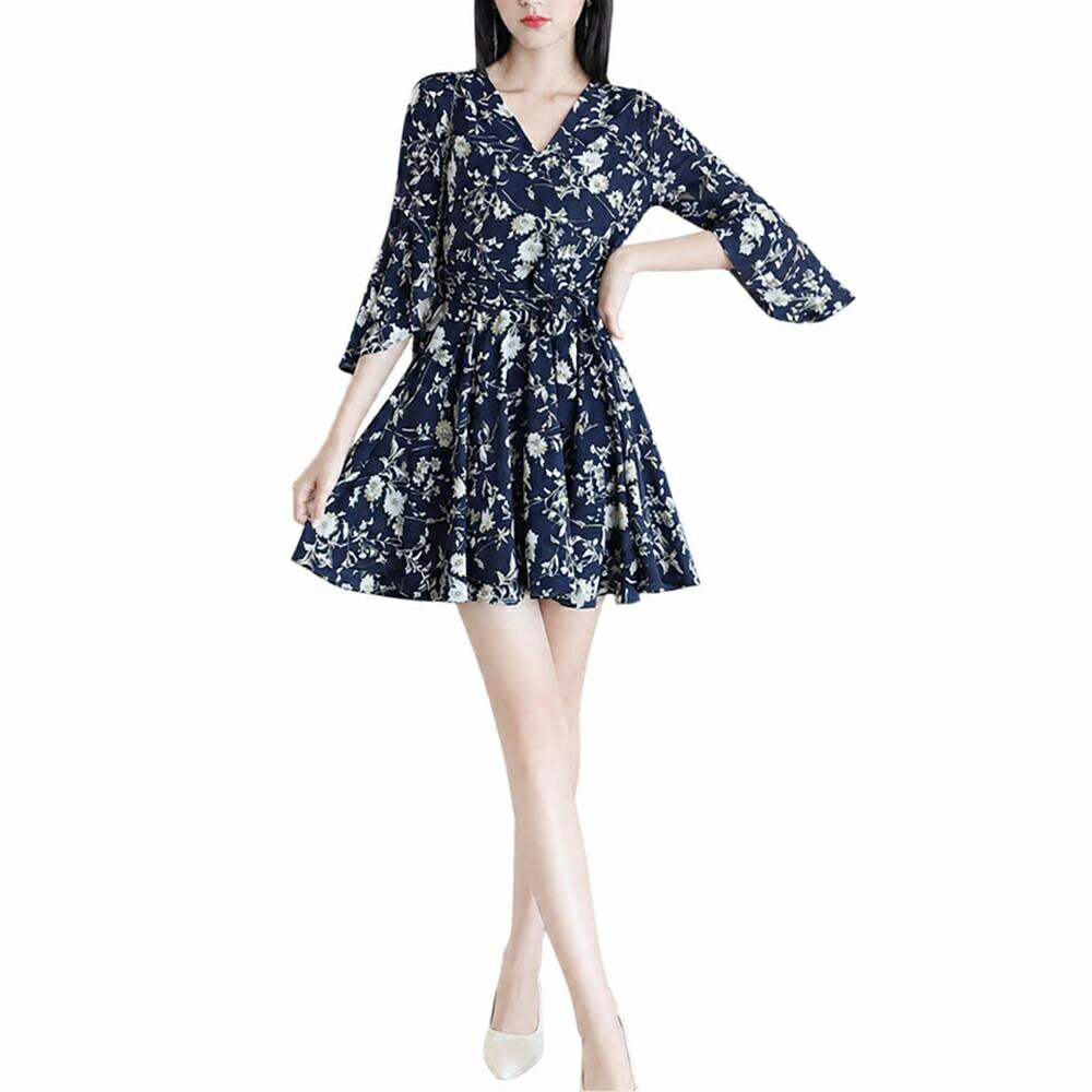 　　　 ◆◇◆売れている秘密◆◇◆ 【エレガントな花柄ワンピース】夏季のとして登場したこの花柄ワンピースは、フランス風の洗練されたデザインが魅力です。上品な小花柄が全体に広がり、清楚でフェミニンな印象を与えます。軽やかな素材感で、歩くたびに...