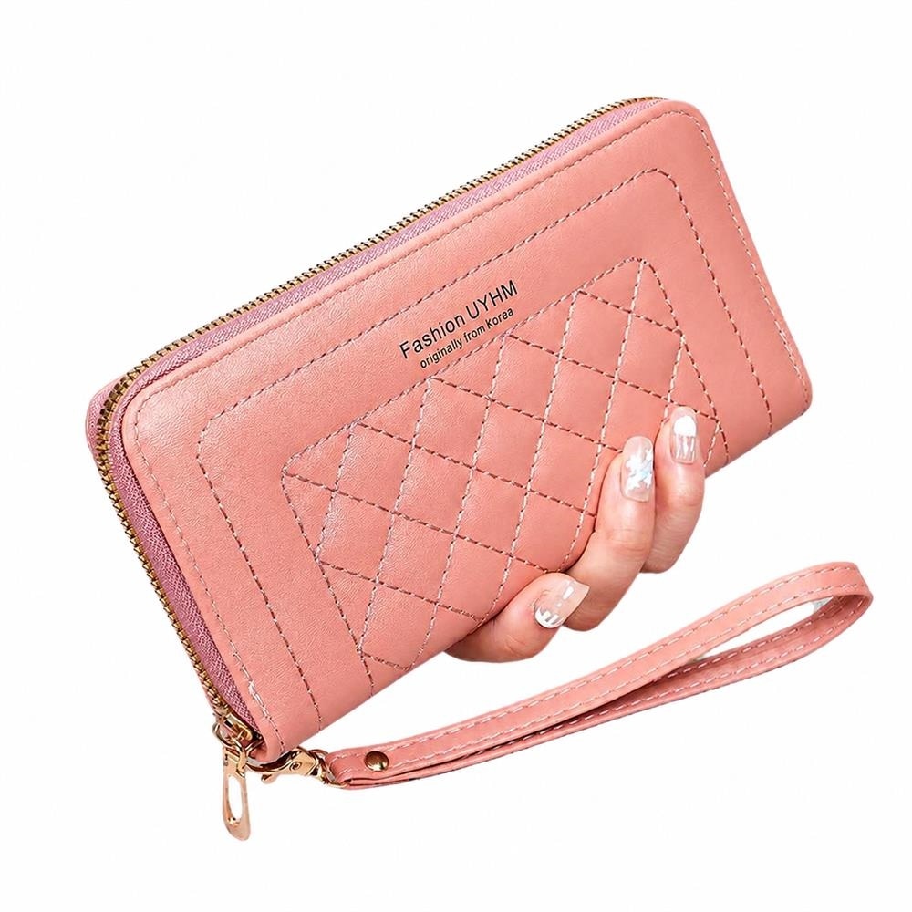 　　　 ◆◇◆売れている秘密◆◇◆ 【洗練されたキルティングデザイン】上品な刺繍が施されたこのレディース財布は、のトレンドを取り入れた大人可愛いデザインが魅力です。のある質感が手元を華やかに彩り、どんなコーディネートにも合わせやすい長財布で...