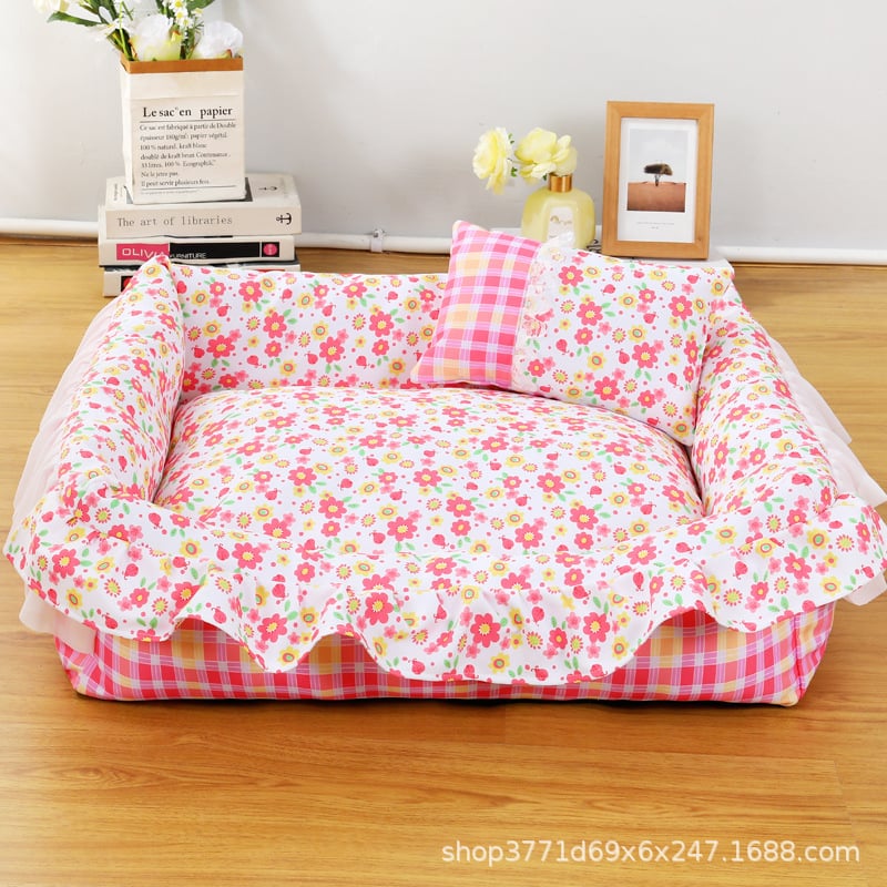 　　　 ◆◇◆売れている秘密◆◇◆ 【大人可愛い花柄デザイン】お部屋に置くだけでパッと華やかになる、インス風の可憐な小花柄デザインが魅力です。フリルをあしらった甘く優しい雰囲気が、愛猫や愛犬の可愛さを一層引き立てます。インテリアに馴染みやす...