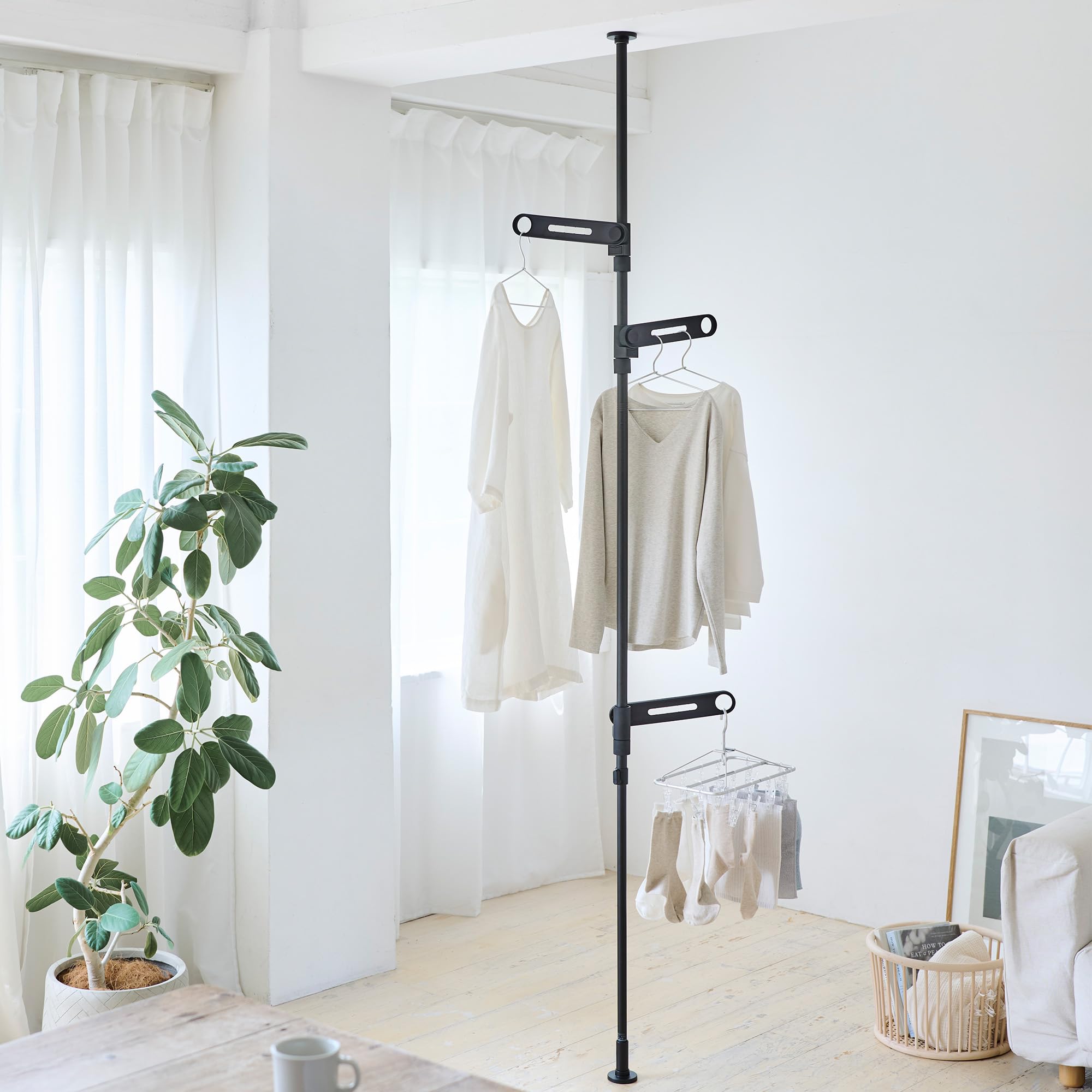 【送料無料】HEIAN SHINDO 室内物干し ポール 3段 マットブラック 取付高さ190~300cm 総耐荷重10kg TMH-73BK 平安伸銅工業【送料無料】HEIAN SHINDO 室内物干し ポール 3段 マットブラック 取付...