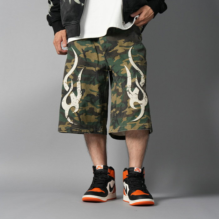 ブランドChew Forever (チューフォーエバー)商品名3D Tribal Denim Five-pocket Shorts / スリーディトライバル デニム ファイブポケット ショーツ (ウッドランドカモ)サイズS ウエスト79cm...