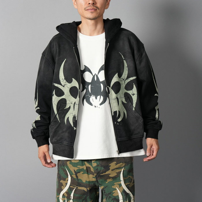 ブランドChew Forever (チューフォーエバー)商品名Roach Zip Hooded Sweatshirt / ローチ ジップ フーデッド スウェットシャツ (ブラック)サイズM 肩幅58cm 身幅58cm 着丈63cm 袖丈64...