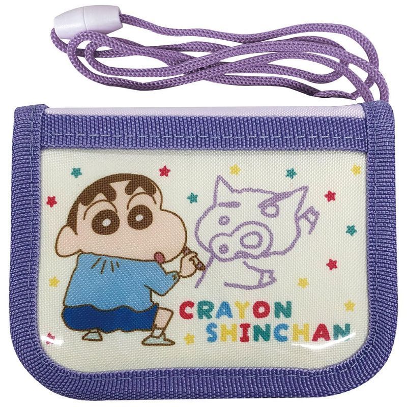 【メーカー・ブランド名】アイプランニング【JAN】4949827430385【個装サイズ】10.2×14.4×2.8cm【重量】80【商品説明】クレヨンしんちゃん ウォレット パープル首からかけられる紐がついていて安心♪サイズ：約W120×...