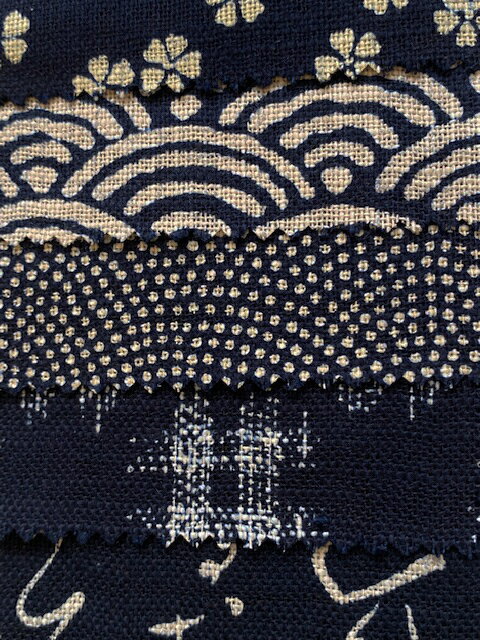 商品情報サイズ生地巾：108/110cmx10m（半折）素材コットン100％注文方法生地の表示価格は1反巻の価格です。生地の規格が1反＝約10m乱です。＊ご注文例＊　1反の場合・・・1　とご入力ください。注意事項※反物によってメーター数が前...