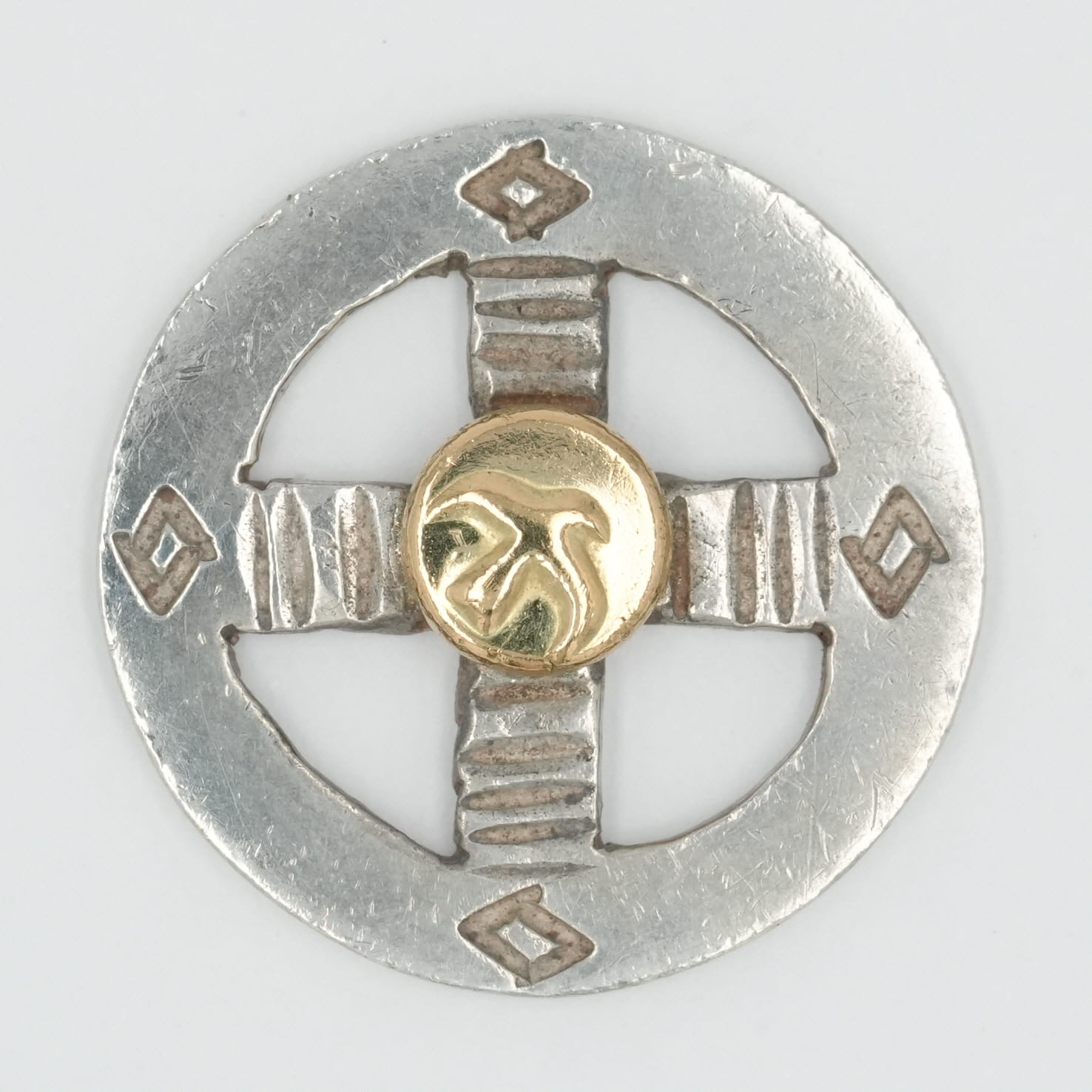 ブランド ゴローズ カラー シルバー 素材 - サイズ -|サイズガイドはコチラ 実寸 - 重さ 2.47g 商品の状態 ランクB 付属品 無 注意事項 商品に関するお問い合わせは最寄りの店舗へご連絡下さい。 Corner Chrome h...