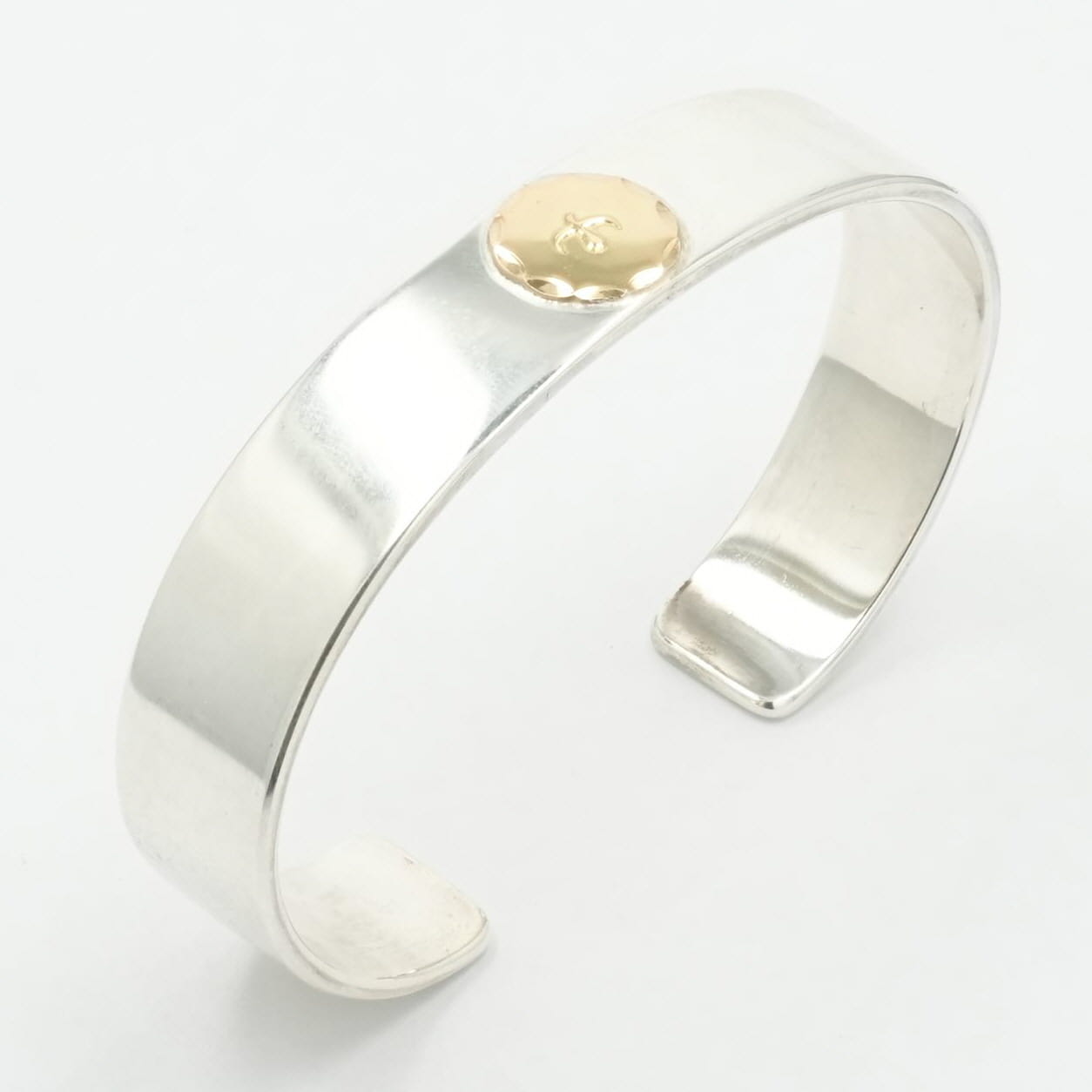 ブランド ゴローズ カラー シルバー 素材 - サイズ S|サイズガイドはコチラ 実寸 - 重さ 31.28g 商品の状態 ランクN 付属品 無 注意事項 商品に関するお問い合わせは最寄りの店舗へご連絡下さい。 Corner Chrome ...