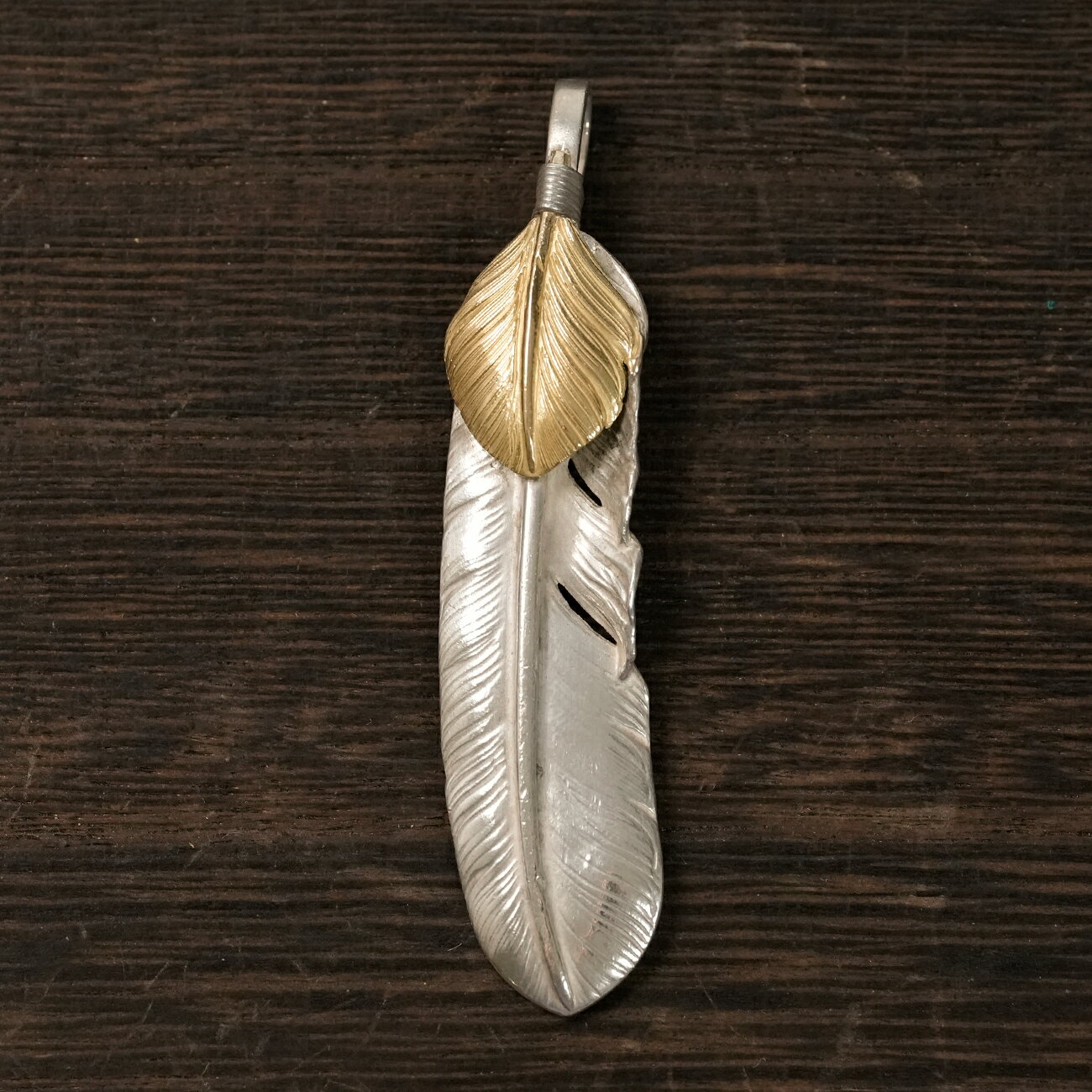 ブランド ゴローズ カラー シルバー 素材 - サイズ -|サイズガイドはコチラ 実寸 - 重さ 12.69g 商品の状態 ランクB 付属品 無 注意事項 商品に関するお問い合わせは最寄りの店舗へご連絡下さい。 Corner Chrome ...