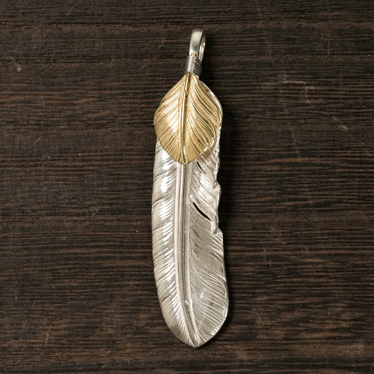 ブランド ゴローズ カラー シルバー 素材 - サイズ -|サイズガイドはコチラ 実寸 - 重さ 13.49g 商品の状態 ランクN 付属品 無 注意事項 商品に関するお問い合わせは最寄りの店舗へご連絡下さい。 Corner Chrome ...