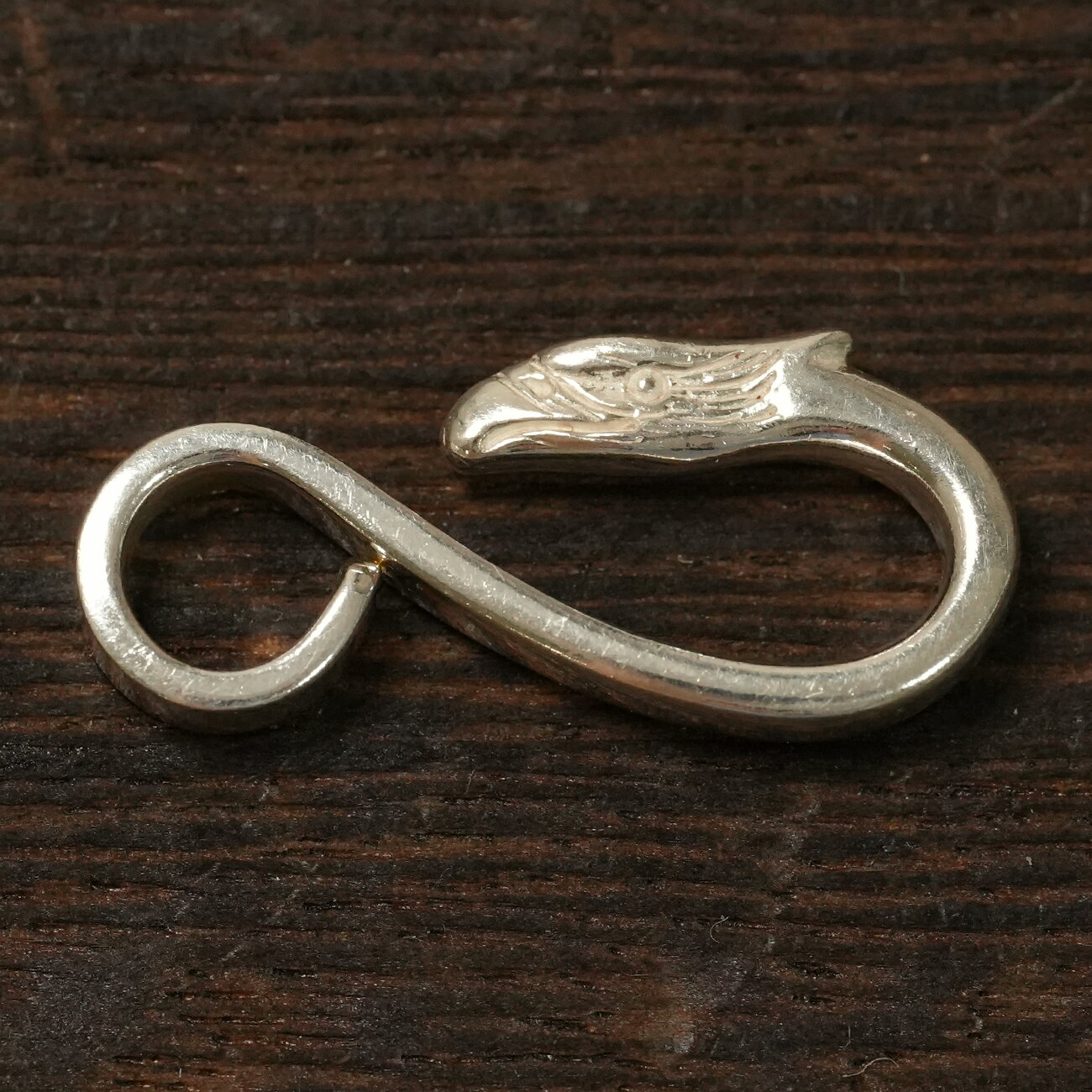 ブランド ゴローズ カラー シルバー 素材 - サイズ -|サイズガイドはコチラ 実寸 - 重さ 7.90g 商品の状態 ランクB 付属品 無 注意事項 商品に関するお問い合わせは最寄りの店舗へご連絡下さい。 Corner Chrome h...