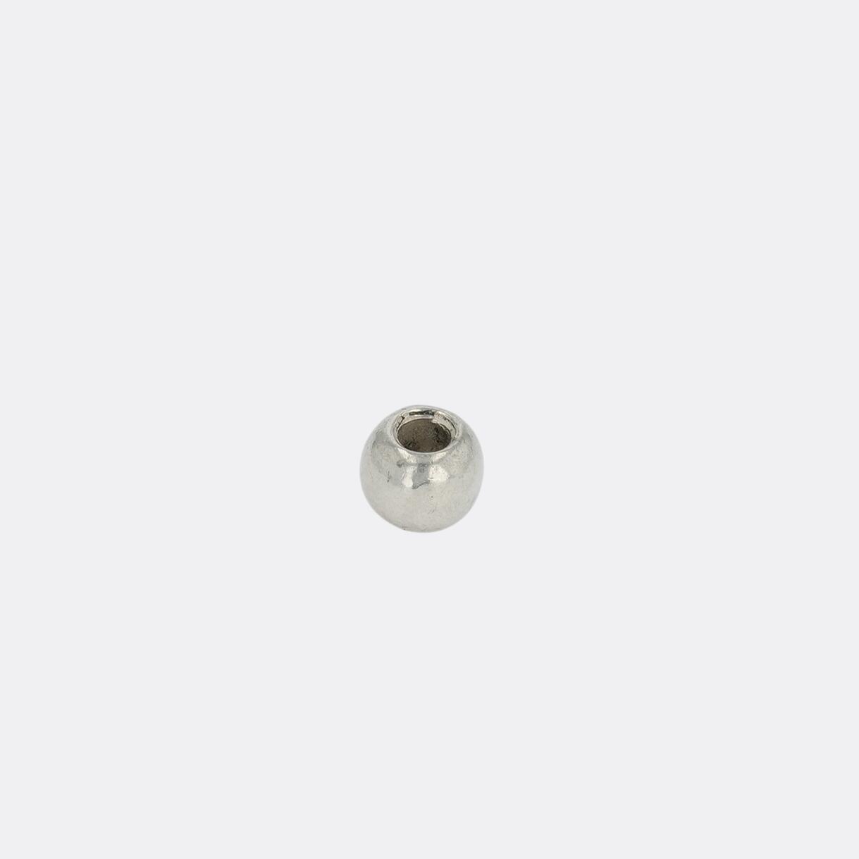 ブランド ゴローズ カラー シルバー 素材 - サイズ -|サイズガイドはコチラ 実寸 縦3.79mm 横4.66mm 重さ 0.40g 商品の状態 ランクB 付属品 無 注意事項 商品に関するお問い合わせは最寄りの店舗へご連絡下さい。 C...
