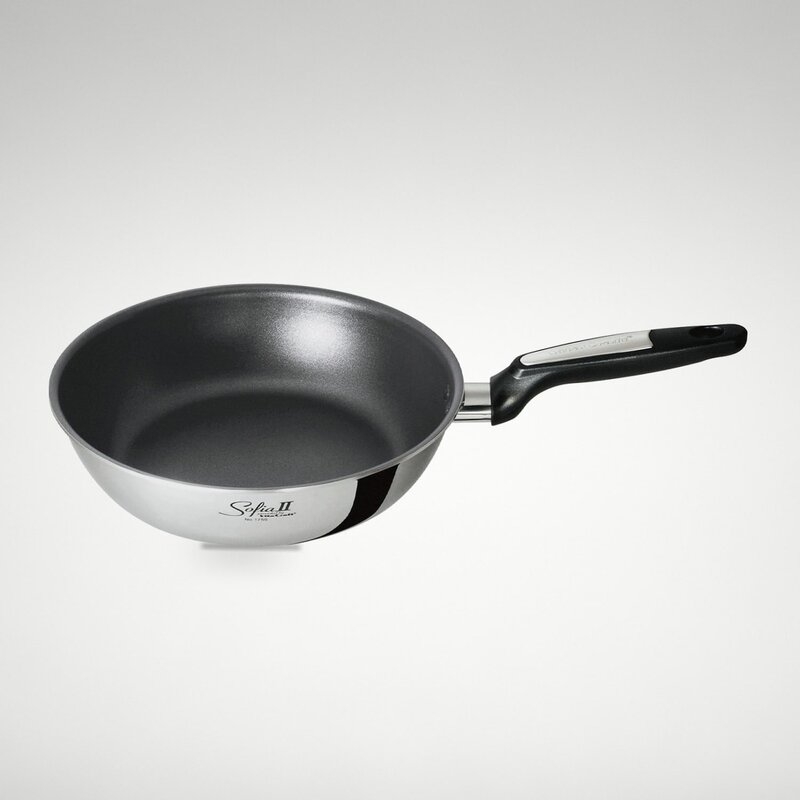サイズ:本体/46.3×28.0×11.2cm 内径/26cm 深さ/7cm 本体重量:0.956kg 素材・材質:ステンレススティール アルミニウム フェノール樹脂 フッ素樹脂 原産国:中国 メーカー型番:1756