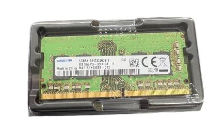 商品詳細 商品仕様 ブランド：Samsung 容量：8GB メモリ規格：DDR4 SDRAM 規格：PC4-21300 動作クロック：2666MHz ピン数：260PIN SO-DIMM 電圧：1.2V CASレイテンシ：CL19 用途：ノ...