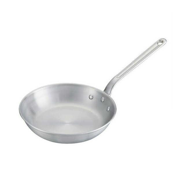 中尾アルミ N-36 アルミフライパン 18cm アルミ製 (5099091)【アルミ製品の使い方】研磨剤の入った洗剤やスチールタワシなどを使うとキズになってしまいますので、お湯を煮立てて汚れをふやかしてからスポンジ等で洗ってください。アル...