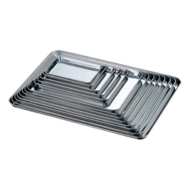 スペック ブランド　 赤川器物製作所 シリーズ　 - サイズ　 196×136×H19mm 容量　 - 材質　 18-0ステンレス 生産地　 燕三条 その他仕様　 - 備考　 - 管理コード　 管理コード：023085 JANコード：456...