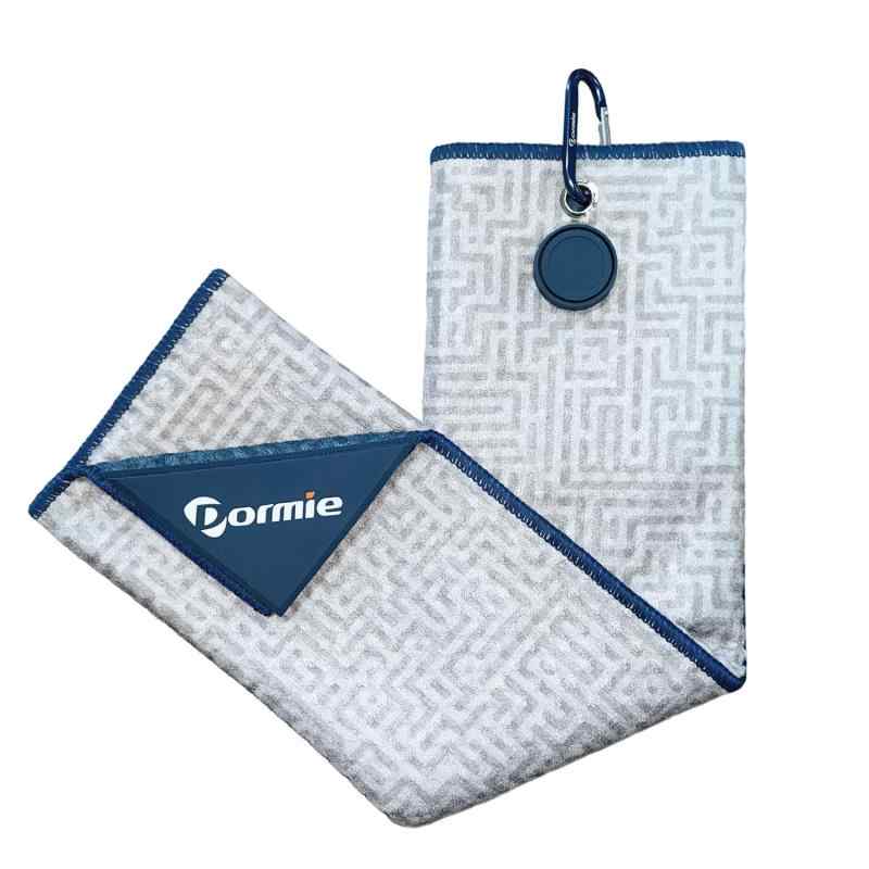 DORMIE ゴルフタオル 強力磁石 &amp; シリコンブラシ付 乾湿両用 防水層内蔵 ゴルフカート・クラブに吸着 52×41cm 大判 超吸水 速乾 フック付き セルフプレー メンテナンス ゴルフ用品 Golf Towel GT【革新的...