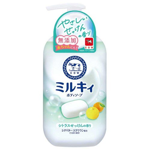 商品特徴 ■110年以上やさしさにこだわってきた牛乳石鹸のやさしいせっけんの香りのボディソープ。 ■クリーミィな泡で肌のうるおいを守り、すべすべ肌に。 ■赤ちゃんから大人まで家族みんな心地良く使えます。 ■シアバター・スクワラン(うるおい成...