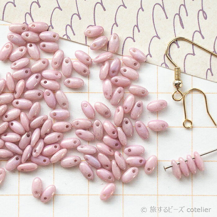 米粒のような可愛らしいリゾビーズ。チェコ製のガラスビーズです。※細かな気泡、穴周辺に細かなシワがあるものも含まれます。2025/7入荷分より色味が変わりました。画像変更済 【サイズ】 2.5 x 6 ミリ 画像のマス目は1センチ四方、ロット...