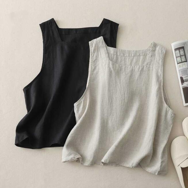 さらりと涼しい、綿麻素材のナチュラルタンクトップ 夏に嬉しい綿麻素材で、通気性・吸汗性に優れたタンクトップ。 シンプルなデザインながら、ゆったりとしたシルエットでリラックス感のある着こなしが楽しめます。 インナーとしても、一枚でも大活躍の万...
