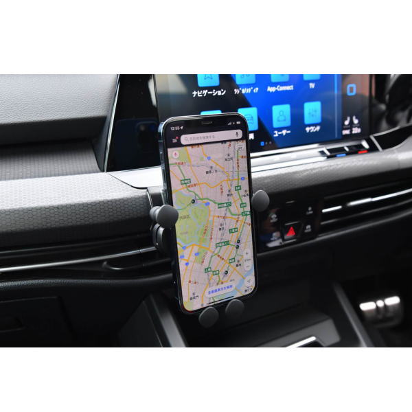 core OBJ select Smartphone Holder for Volkswagen Golf8 は、Volkswagen Golf8 専用のスマート フォンホルダーです。専用アタッチメントでインテリアパネルの隙間に差し込むだけ...