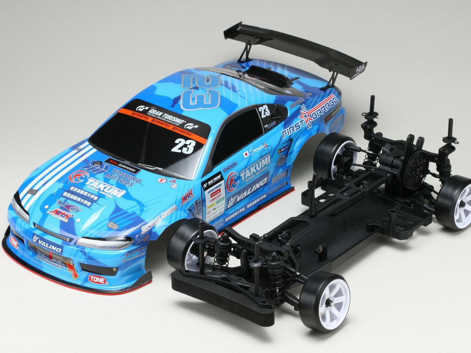 ヨコモ製　ドリフトパッケージ 2WD Mercury SAYAKA Special S15(塗装済みプレカットボディ) 新品です。 　走行性能の高さで人気のRD2.0組み立てキットをベースに、MERCURY サヤカスペシャル S15ボディ(...