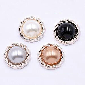 仕　様 サイズ約20mm材　質アクリル、ABS製 入　数 10ヶ 注意事項 商品の一部には、生産過程上において、歪み・メッキムラ・色ムラ・サビ・多少の柄ずれなどある場合があります。ご返品とご交換は出来かねますので、予めご了承の上ご購入くださ...