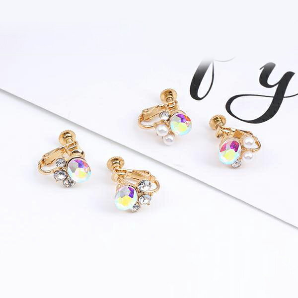 仕　様 サイズ約11×13.5mm材　質【1】銅製、ガラス製【2】銅製、ガラス製、ABS製 重さ約3.6g/袋 入　数 2ヶ 注意事項 商品の一部には、生産過程上において、歪み・メッキムラ・色ムラ・サビ・多少の柄ずれなどある場合があります。...