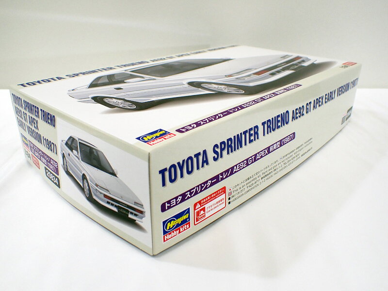 1/24 トヨタ スプリンター トレノ AE92 GT APEX 前期型 1987 ハセガワ 20834 5代目スプリンター トレノ(AE92型)前期型の GT APEXを再現! ボディパーツカラーはホワイト。ホイールは、ノーマルとオプショ...